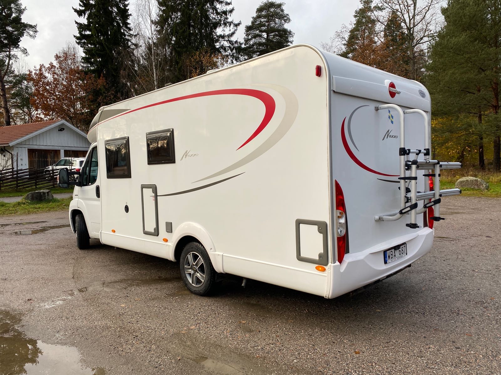 Husbil Fiat Burstner GMBH 2020 (55898) via nätauktion - Budi Auktioner